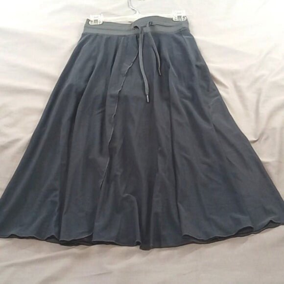 HALARA | Skirts | Halara Women Long Skirt Small Dark Grey Gray Casual ...